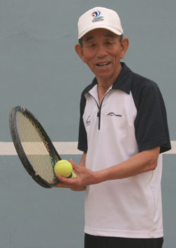 ‘젊은 오빠’ 차세룡 할아버지, 전국 테니스대회 준우승