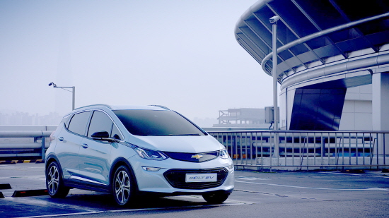 쉐보레 전기차 볼트EV, ‘1회 충전 383km’ 국내 인증